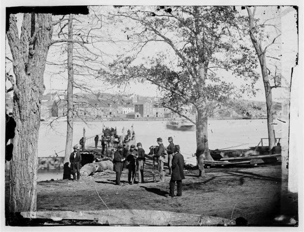 Home - Between Freedom and Equality